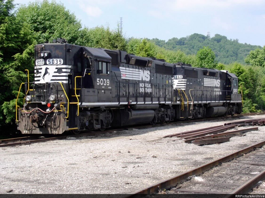 NS 5039 GP38-2